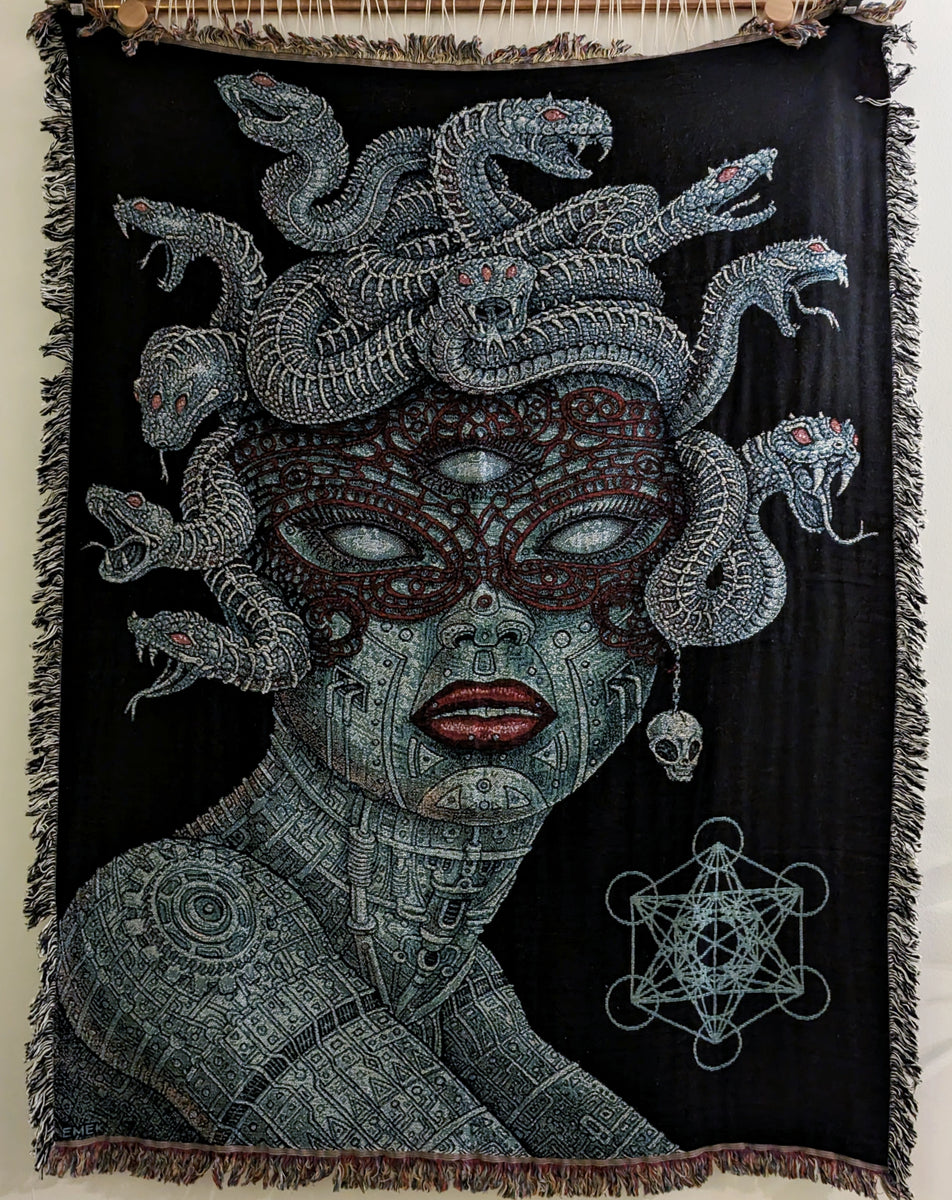 Alien Medusa Blanket - Signed/Numbered Edition of 100 – Official Emek ...